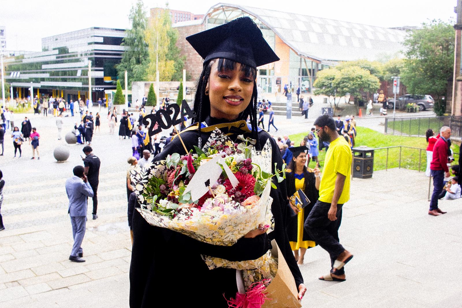Age tumult: 18yr-old Nimo (Anambra) girl bags first-class in AI ...