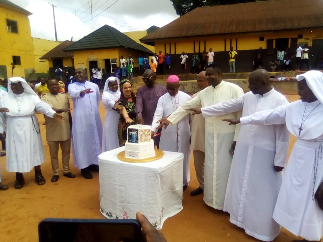 Easter: Archbishop At Correctional Centre, Calls for Love, new life ...